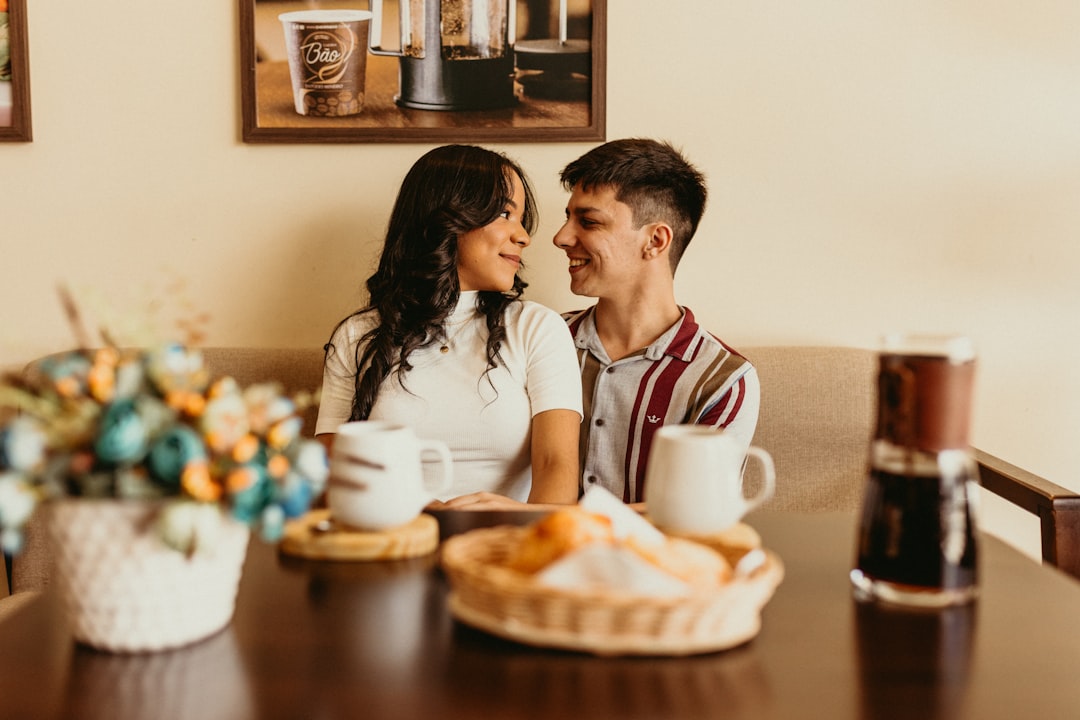 10 consejos de perfil de Tinder para más (y mejores) matches en 2026
